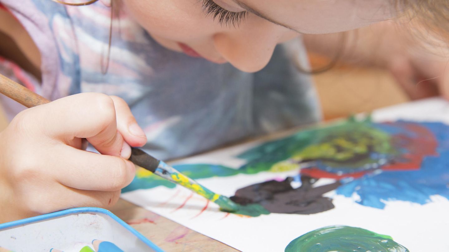 Malen mit Kindern: Punkt, Punkt, Komma, Strich! | Eltern.de