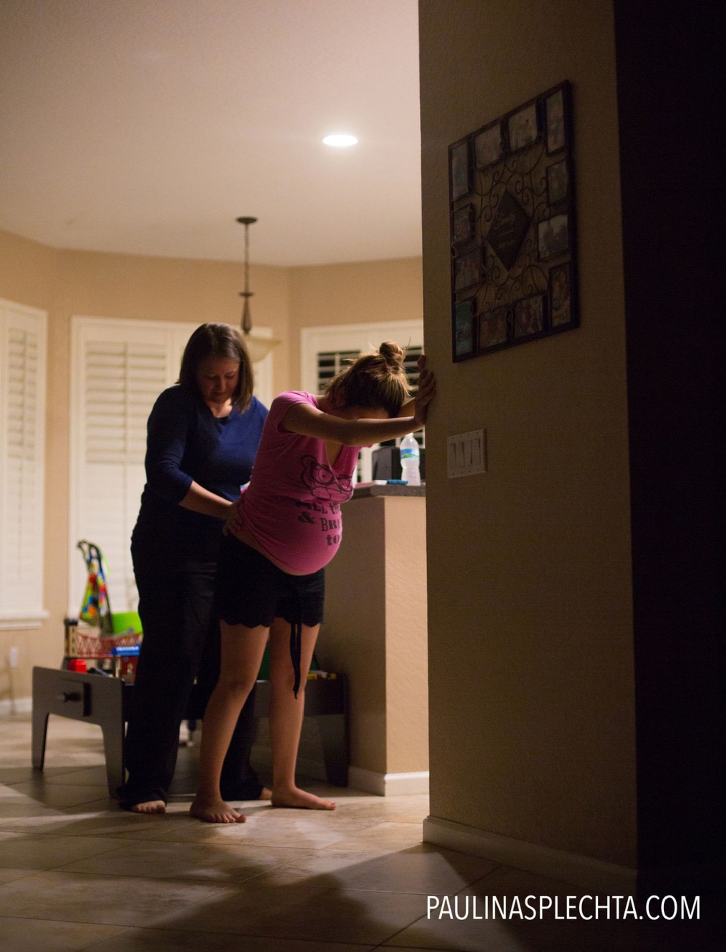 Geburt im Auto: Foto-Reportage: Geburt auf dem Weg zur Klinik | Eltern.de