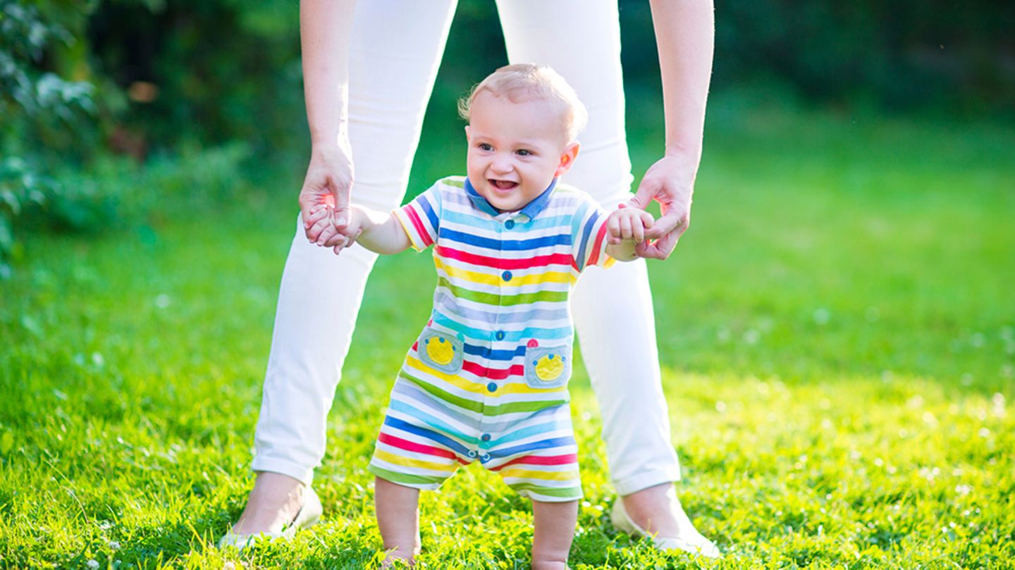 46. Lebenswoche - Dein baby mit 46 Wochen | Eltern.de