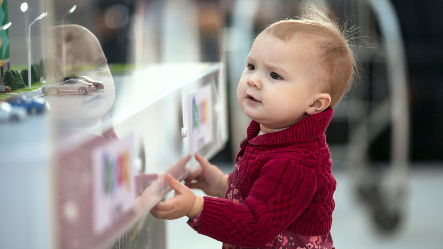 50. Lebenswoche - Dein Baby mit 50 Wochen | Eltern.de