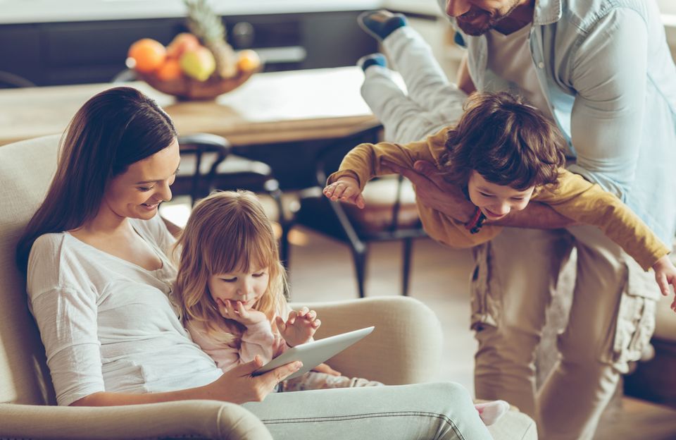 Familienleben: Deshalb sind Onkel und Tanten so toll | Eltern.de