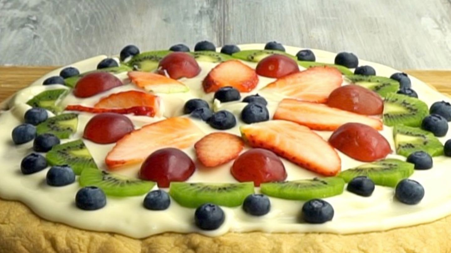 Rezepte: Obst Pizza | Eltern.de