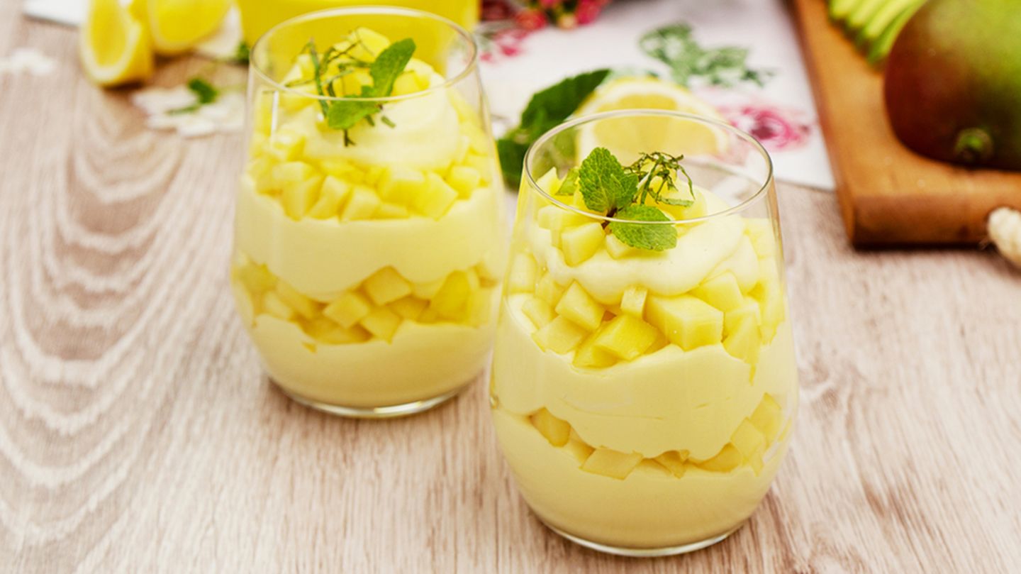 Dessert-Rezept: Zauberhaftes Mango-Parfait | Eltern.de