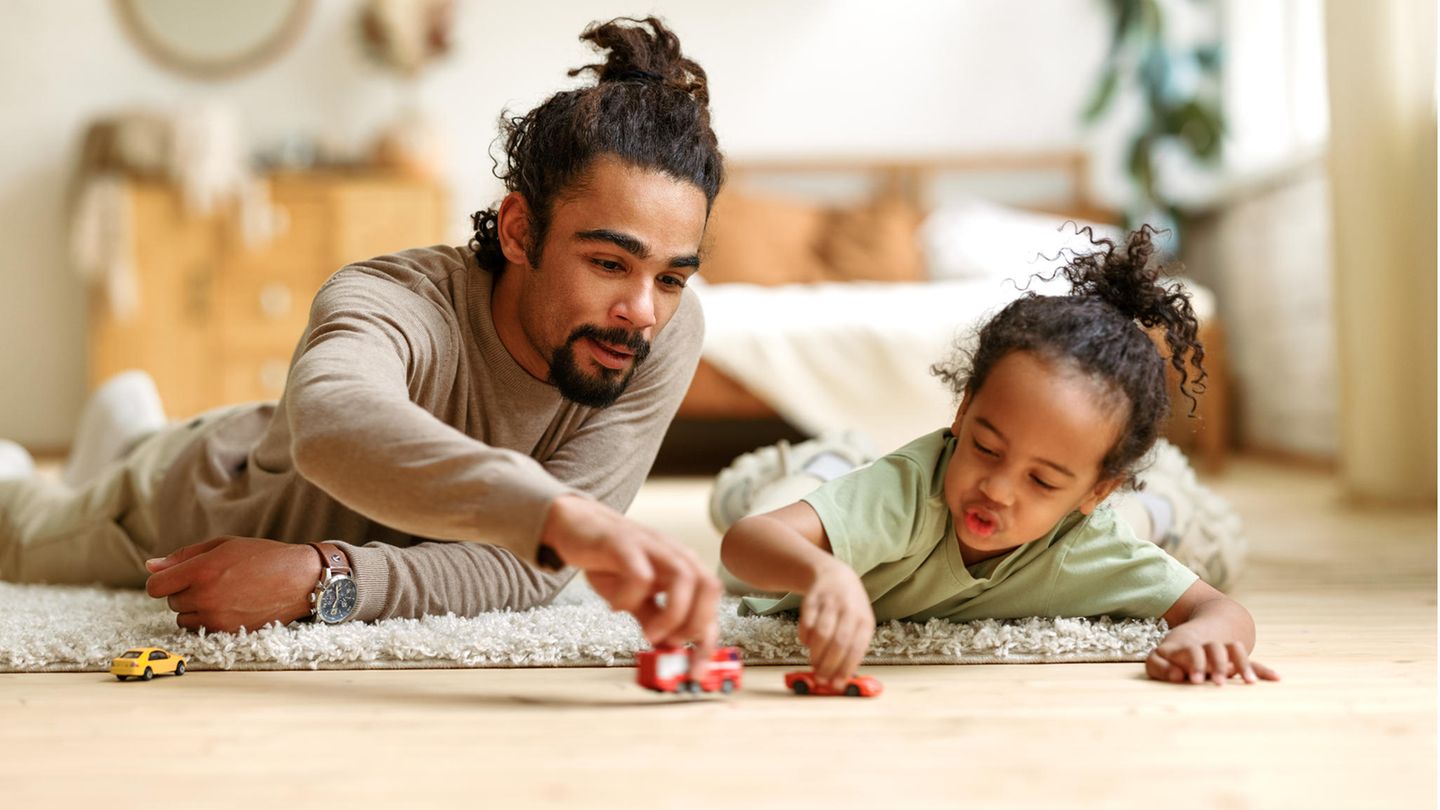 Beschäftigungen mit Kindern | Eltern.de