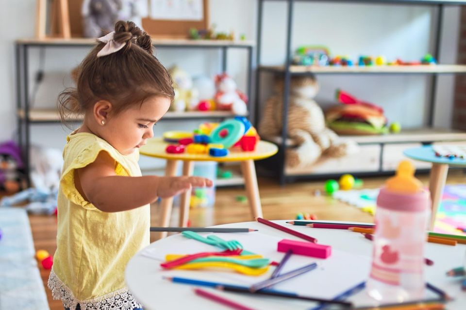 Engel-Namen: 44 Ideen mit Bedeutung | Eltern.de