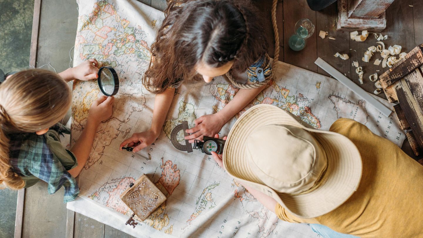 Schnitzeljagd: Anleitung, Aufgaben und Tipps | Eltern.de