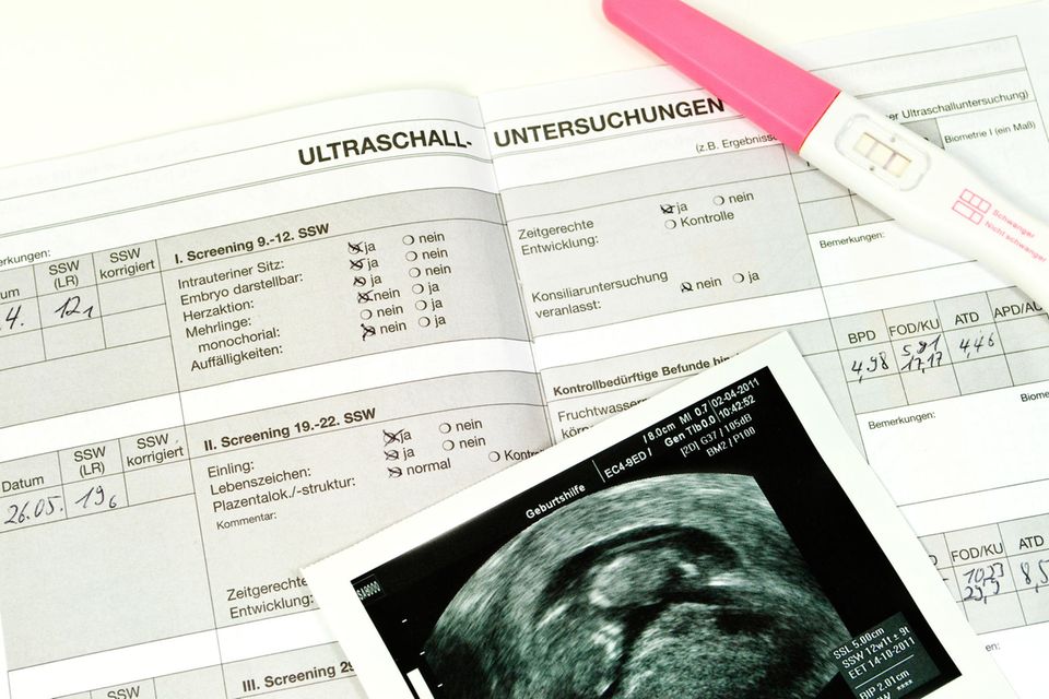 BPD im Mutterpass: Bedeutung & Tabelle der Werte | Eltern.de