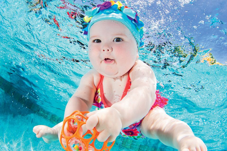 Baby 4 Monate: So entwickelt sich dein Kind jetzt | Eltern.de