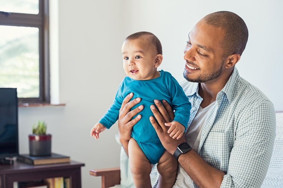 Lanugobehaarung: Der erste Haarflaum deines Babys | Eltern.de