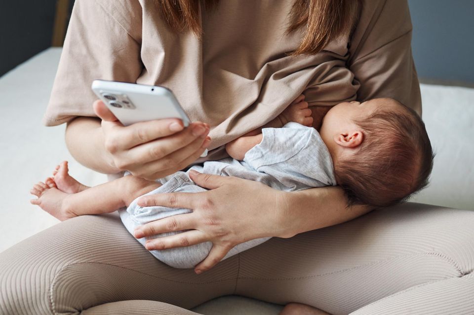 Neue Leitlinie zum Stillen: Wie die neuen Empfehlungen Mamas entlasten ...